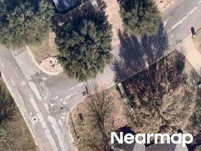 Greenhaven Dr
