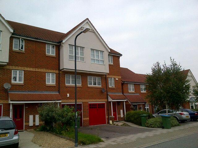 Greenhaven Drive, Thamesmead, London SE28, 3 bed end terrace house to rent, £2,450 pcm | PrimeLocation