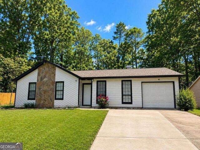 Greenhedge Dr, Stone Mountain, Home For Sale