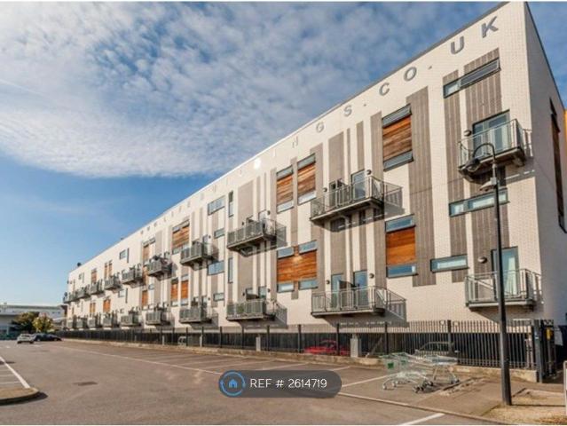 Greenheys Lane West, Manchester M15, 2 bed flat to rent, £1,400 pcm | PrimeLocation