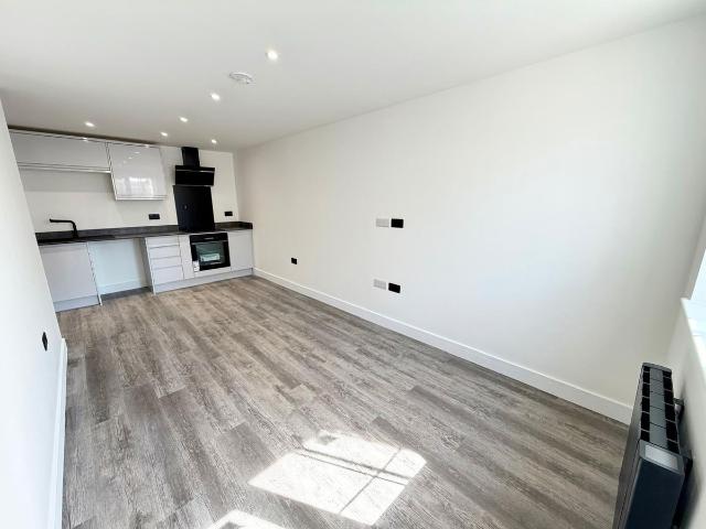 Greenhill Lane, Alfreton DE55, 1 bed flat to rent, £685 pcm | PrimeLocation