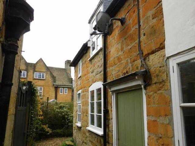 Greenhill, Sherborne, 1 Bedroom Terraced