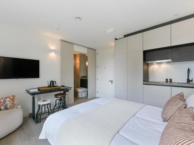 Greenhill Way, Harrow HA1 Studio to rent £1,246 pcm £288 pw