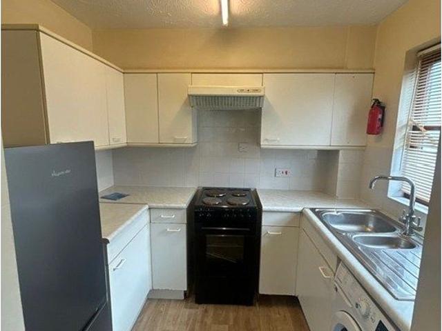 Greenhithe, Dartford DA9, 1 bed flat to rent, £1,300 pcm | PrimeLocation