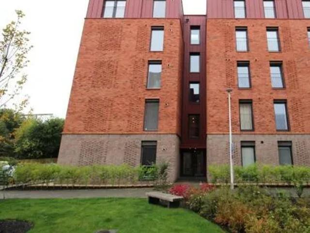 Greenholme Street, Glasgow, G44 | 2 bed apartment for rent #167000967 | Rentberry