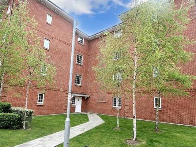 Greenings Court, Warrington, 2 Bedroom Flat
