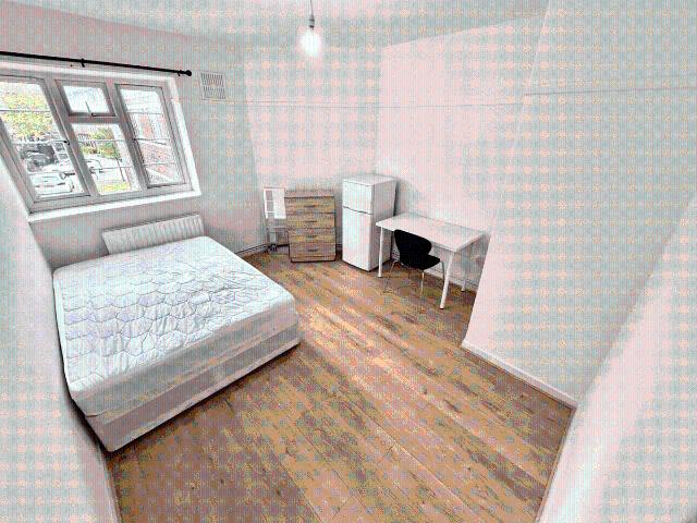Greenland House, Stepney / Mile End, London E1, Room to rent, £880 pcm | PrimeLocation