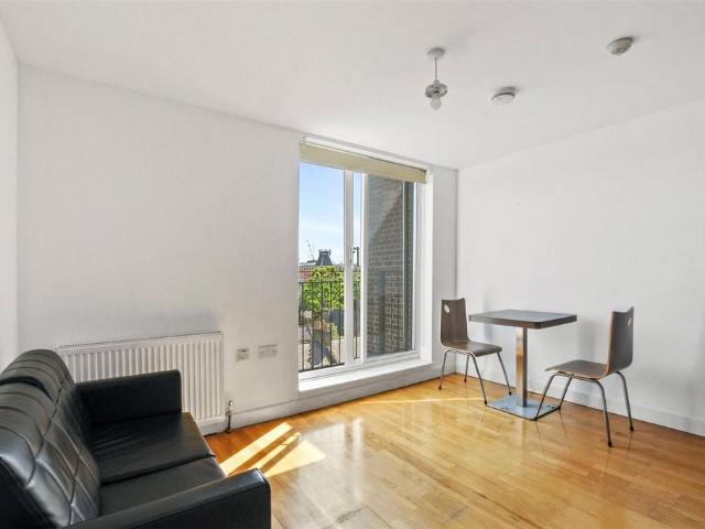 Greenland Street, London, NW1 1 bed apartment to rent £1,800 pcm £415 pw