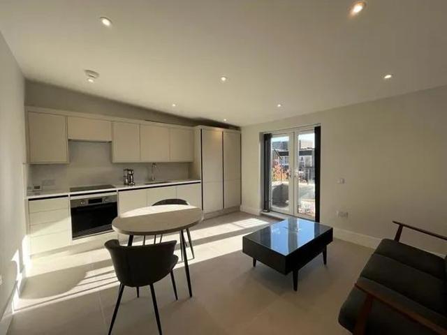 Greenlands, Cambridge, CB2 0QY