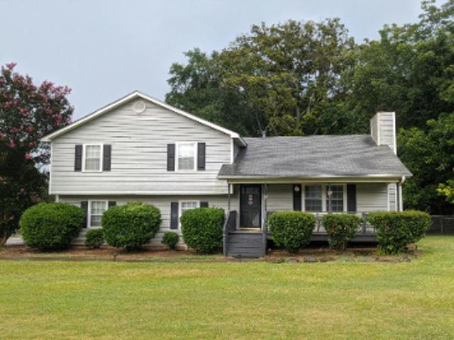 Greenleaf Dr