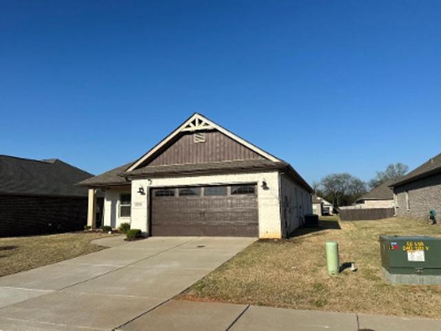 Greenleaf Dr