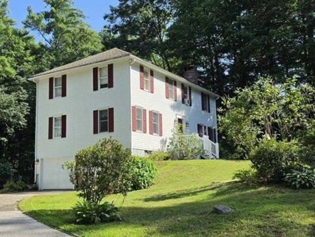 Greenleaf Dr, Exeter, Home For Sale