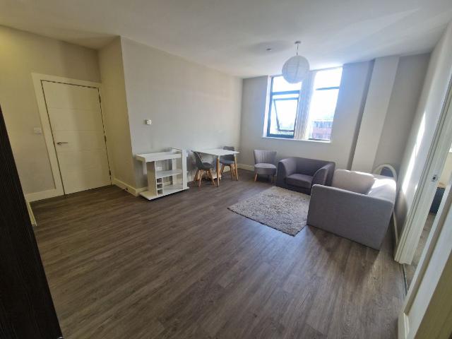 Greenleigh Court, Dawsons Square, Leeds, West Yorkshire, UK LS28, 1 bed flat to rent, £850 pcm | PrimeLocation