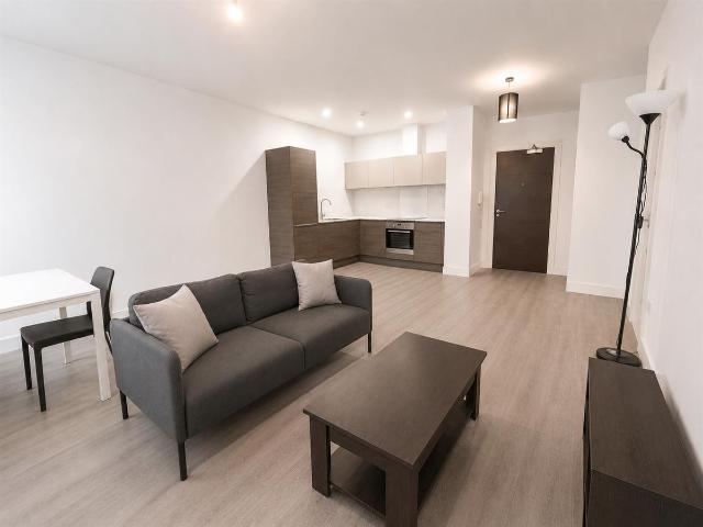 Greenleigh Court Pudsey, Pudsey LS28, 1 bed flat to rent, £825 pcm | PrimeLocation