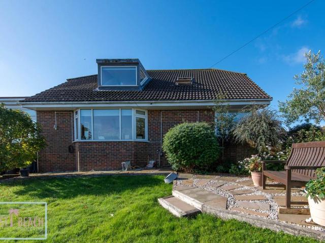 Greenridge, Brighton 2 bed detached house to rent £4,702 pcm £1,085 pw