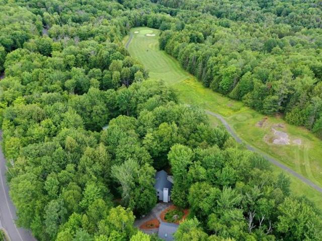 Greensward Dr, Grantham, Home For Sale