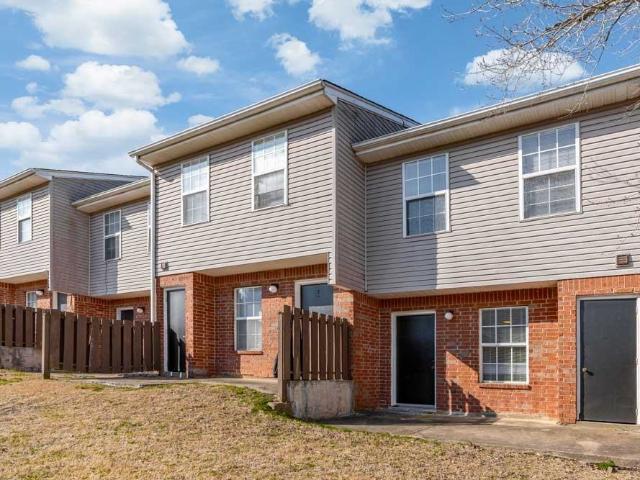 Greens of Concord 3 Bedroom Apartment for Rent at 1400 Daley Circle Northeast, Concord, NC 28025 Brookwood North