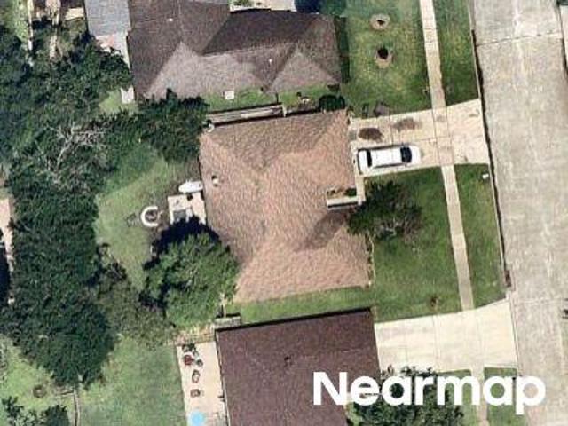 Greenshire Dr