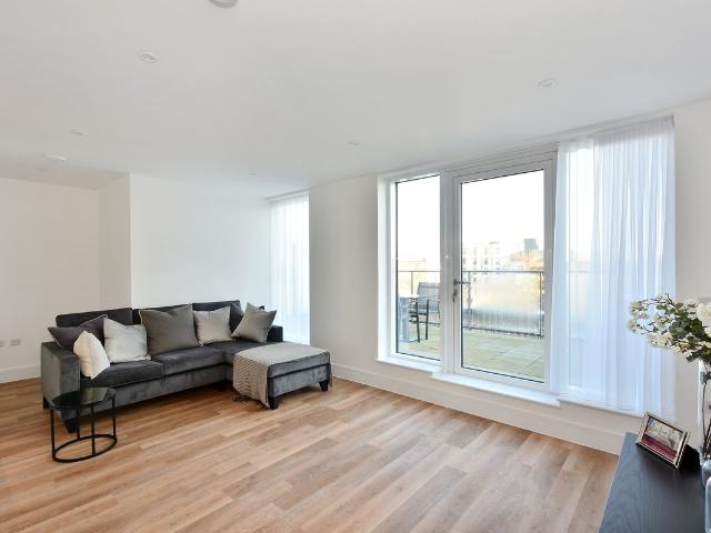 Greenside Road W12, 2 bed flat to rent, £3,400 pcm | PrimeLocation