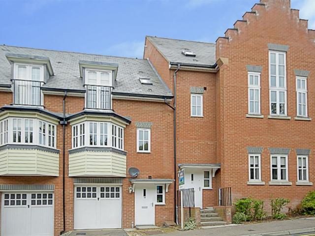 Greensleeves Drive, Brentwood CM14, 3 bed town house to rent, £2,400 pcm | PrimeLocation