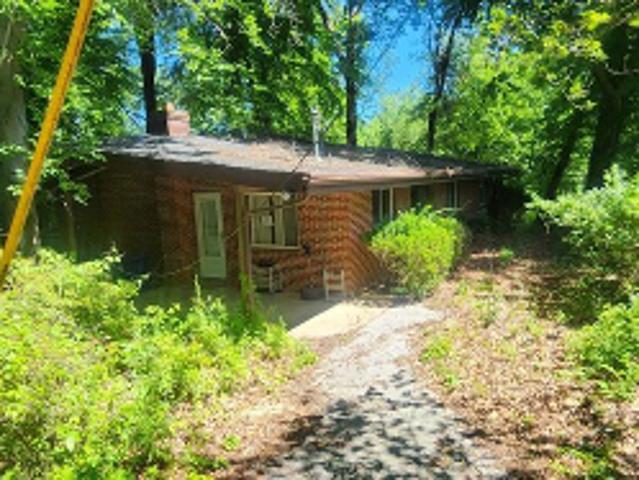 Greenspring Ave