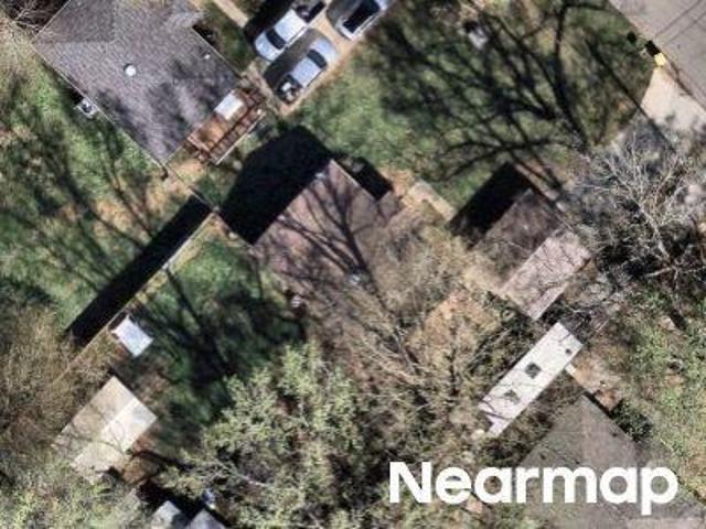 Greentree Dr