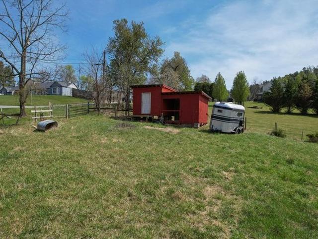 Greentree Rd Lot 19 and Bona Vista Ln, Galax, VA 24333