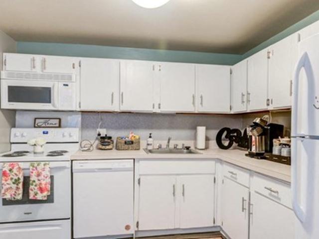 Greentree Village Townhomes Two Bedroom 1.5 Bath