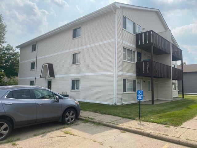 Greentree Village Apartments