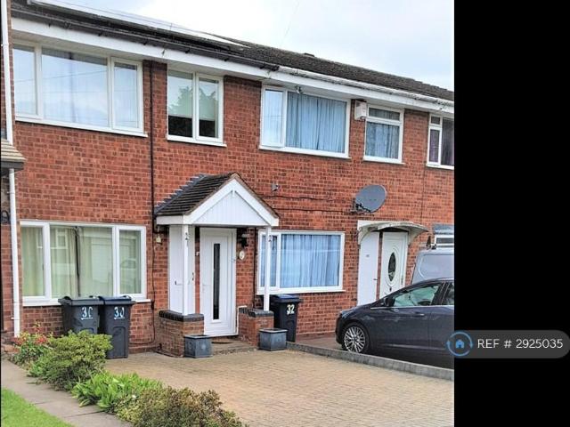 Greenvale, Birmingham, B31 3 bed terraced house to rent £1,075 pcm £248 pw