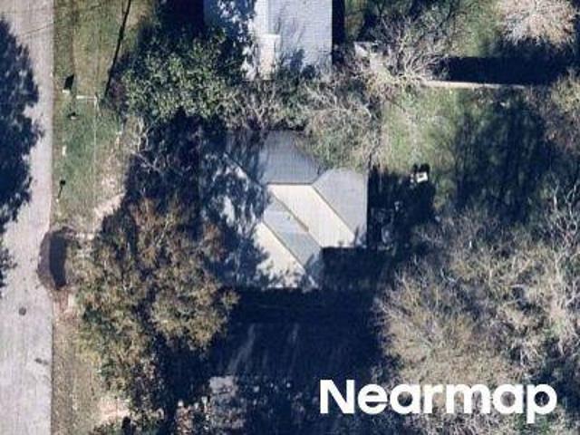 Greenview Dr