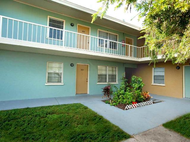 Greenway 3 Bedroom Apartment for Rent at 3890 Greenway Dr, Sarasota, FL 34232