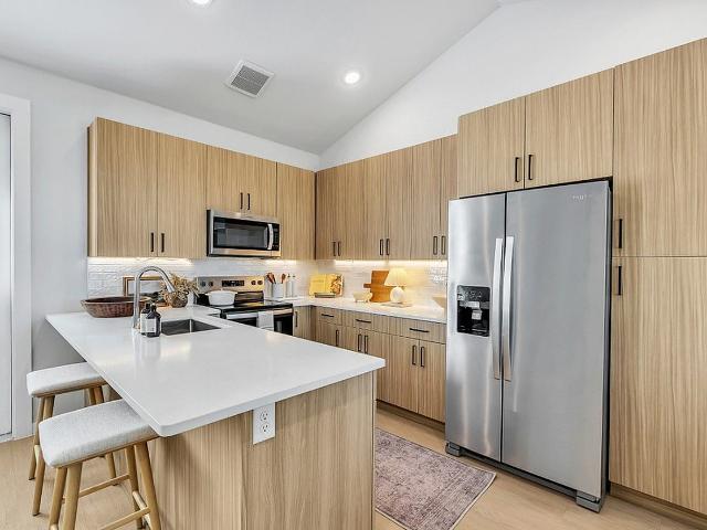 Greenway Village at the Link 1 Bedroom Apartment for Rent at 15991 Bear Trap Way, Frisco, TX 75033