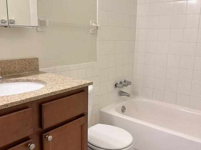 Greenway Commons 1 Bedroom Apartment for Rent at 3811 W 31st St, Minneapolis, MN 55416 West Calhoun