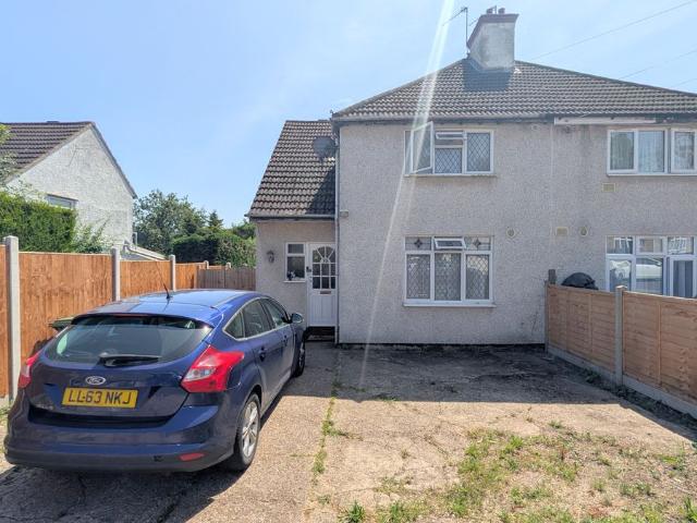 Greenway HA5, 3 bed property to rent, £2,200 pcm | PrimeLocation