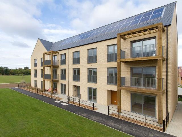 Greenway House, Otter Close, Trumpington, Cambridge CB2, 2 bed flat to rent, £1,875 pcm | PrimeLocation