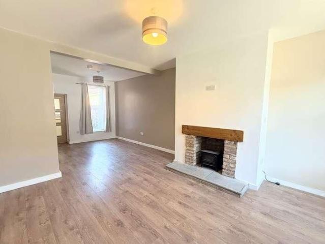 Greenway Road, Widnes, WA8