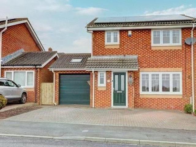 Greenways, Delves Lane, 3 Bedroom Detached