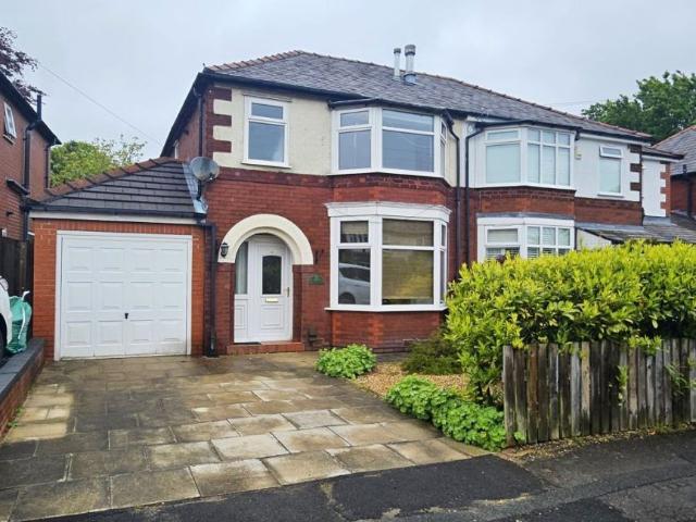 Greenways, Kingwood Avenue, Bolton BL1, 3 bed semi detached house to rent, £1,550 pcm | PrimeLocation