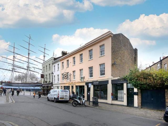 Greenwich Church Street, Greenwich 2 bed flat to rent £2,350 pcm £542 pw