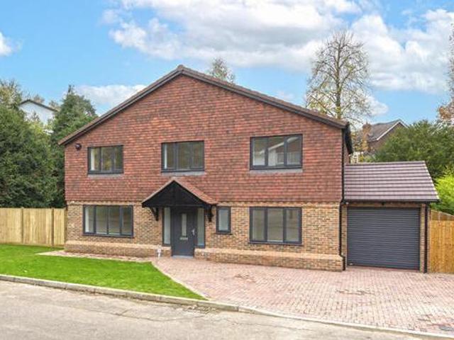Greenwich Close, Wren House, Maidstone, 5 Bedroom Detached