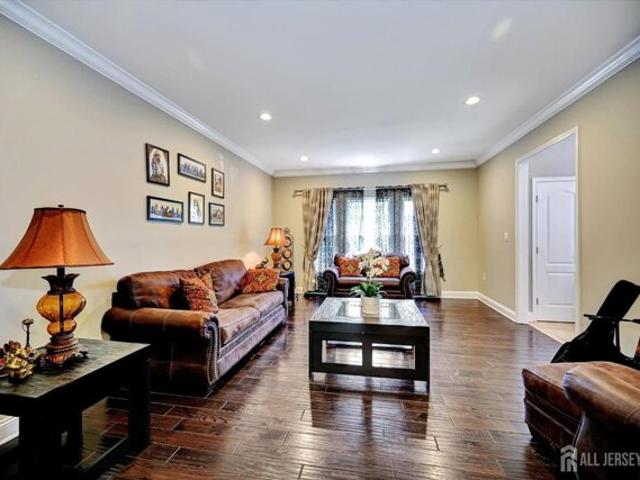 Greenwich Ct, South Brunswick, Home For Sale