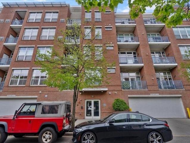 Greenwich Dr Apt,jersey City, Condo For Sale