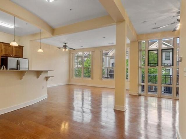 Greenwich Dr Apt,jersey City, Condo For Sale