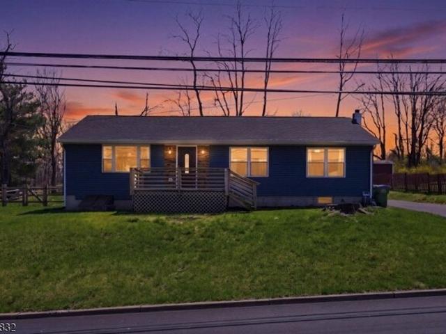 Greenwich St, Greenwich Township, Home For Sale