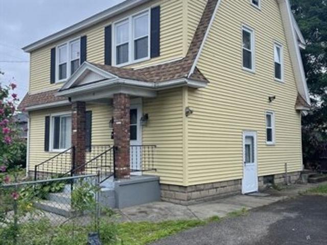 Greenwich St, Ludlow, Home For Sale