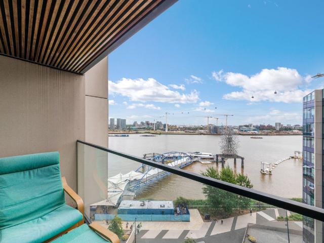 Greenwich Peninsula, London SE10, 1 bed flat to rent, £2,200 pcm | PrimeLocation