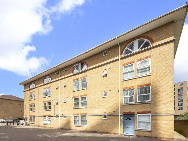 Greenwich Quay, Greenwich SE8, 2 bed flat to rent, £2,250 pcm | PrimeLocation
