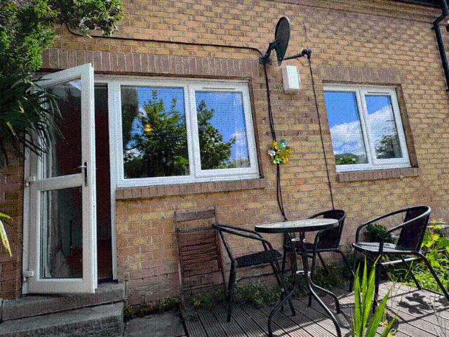 Greenwood Court, Meanwood, Leeds, LS6 4LU 32120 sbliving | sbliving