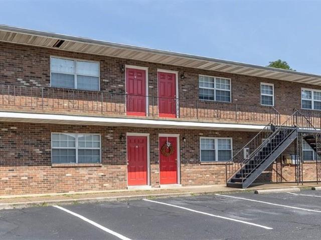 Greenwood Apartments 2 Bedroom Apartment for Rent at 2439 Green River Rd, Henderson, KY 42420
